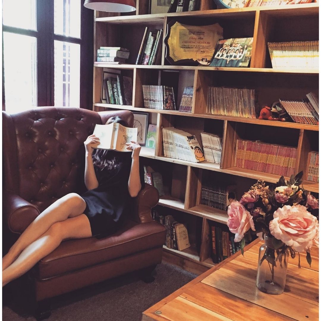 The Ultimate List of Books about Bookshops – The Happy Bookaholic
